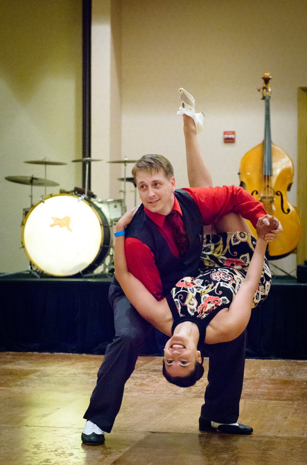 Kelly Palmiter – Swinging At The Sands